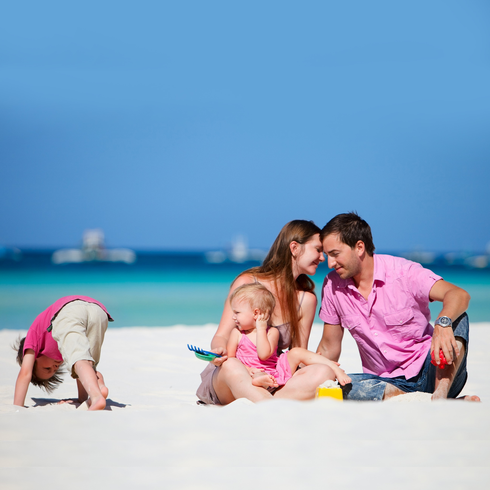 Concediu de acomodare de cel mult un an pentru familiile care adoptă ...