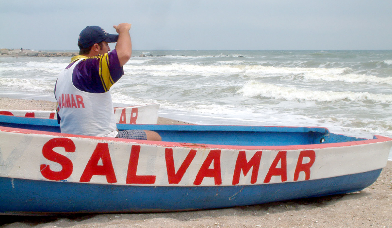 Câteva zeci de salvamari vor fi prezenți pe litoral în Minivacanța de ...