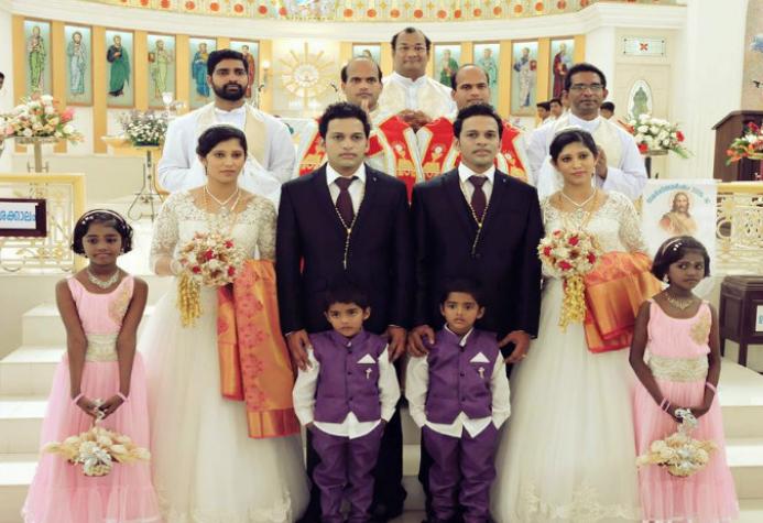 Nunta gemenilor, în India : Europa FM