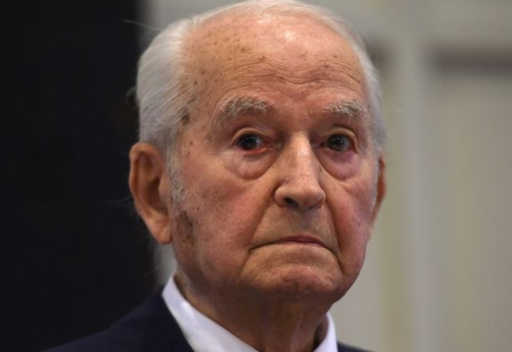 A început judecarea lui Reinhold Hanning, fost gardian la Auschwitz ...