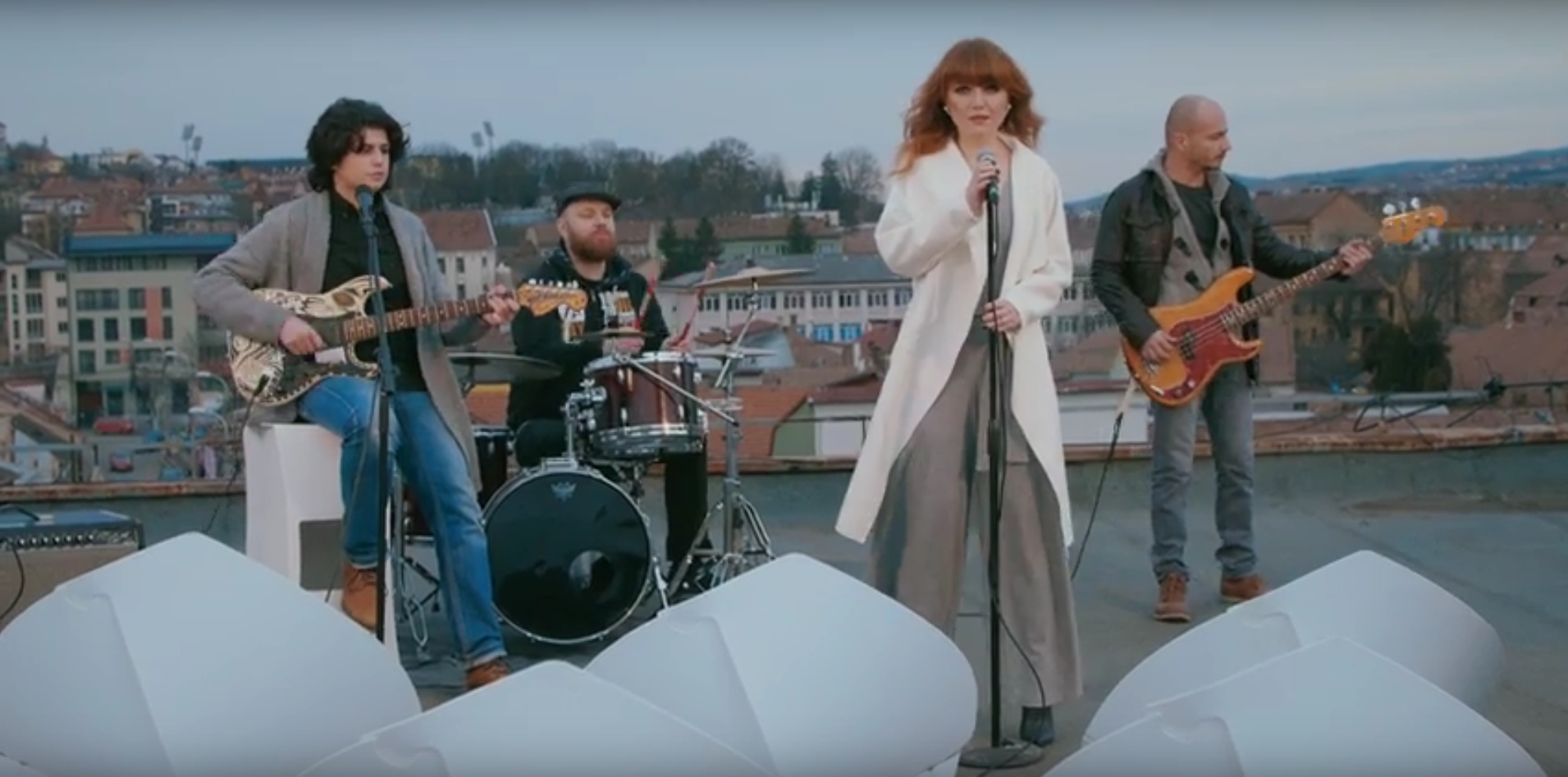 Alexandra Ungureanu lansează coverul după Sam Hunt – “Take Your Time ...