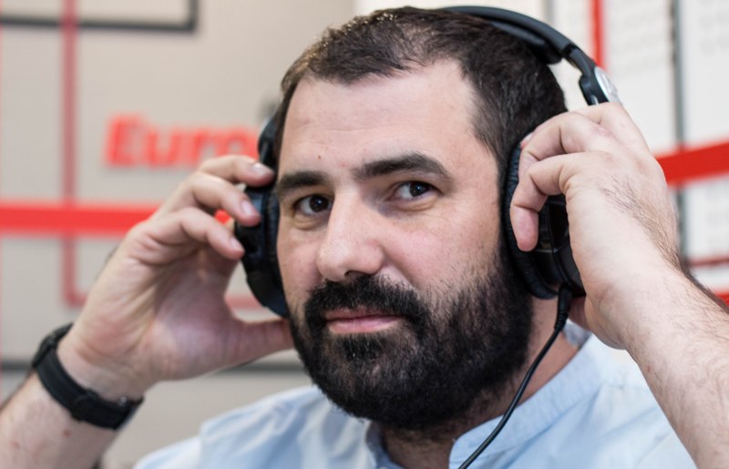 De ce emisiunea lui Adrian Hădean se numește Medium Rare : Europa FM