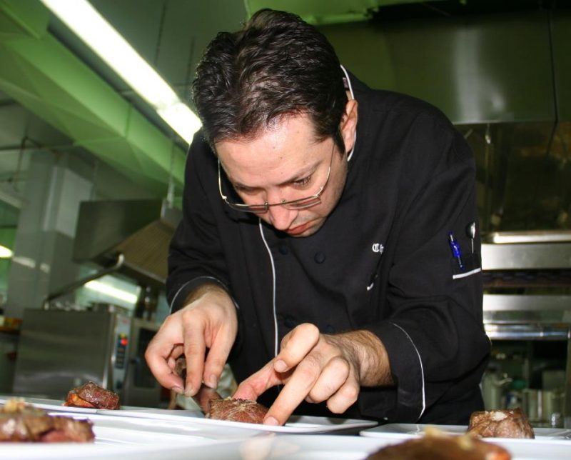 Chef Cezar Munteanu la Medium Rare – INTERVIUL VIDEO COMPLET : Europa FM