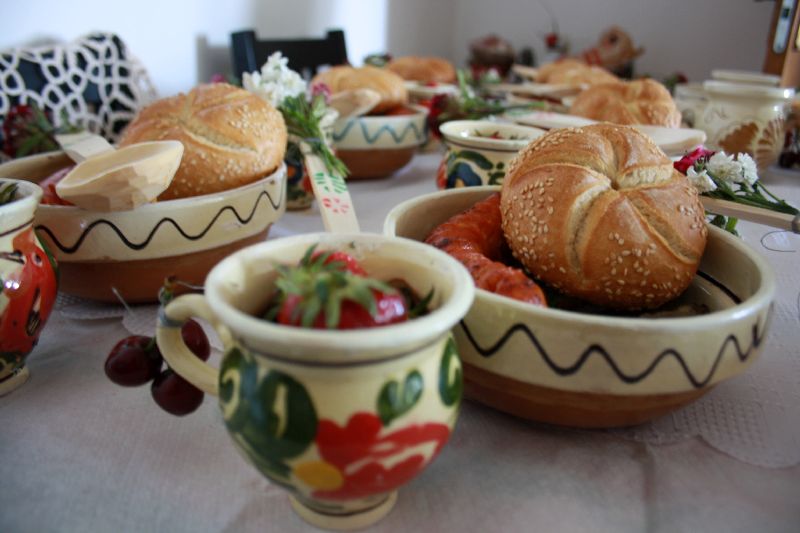 Semnificația Rusaliilor : Europa FM