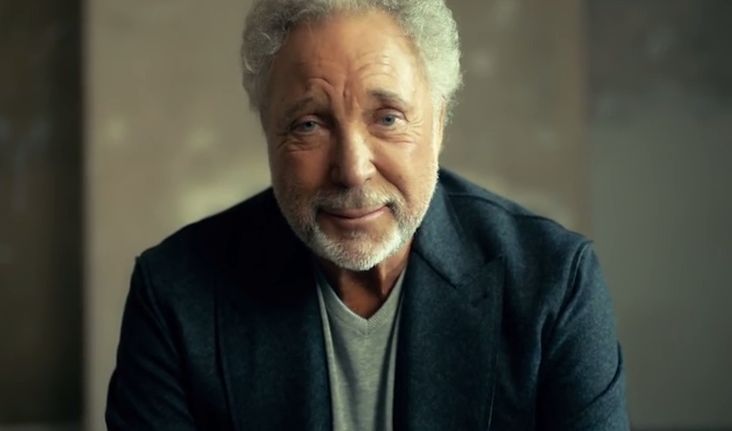 Sir Tom Jones, la aniversare | VIDEO : Europa FM