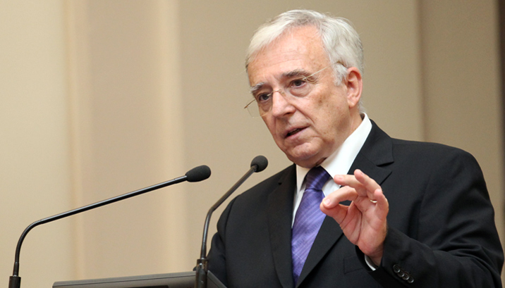 Mugur Isărescu, cel mai longeviv guvernator al unei Bănci Centrale ...