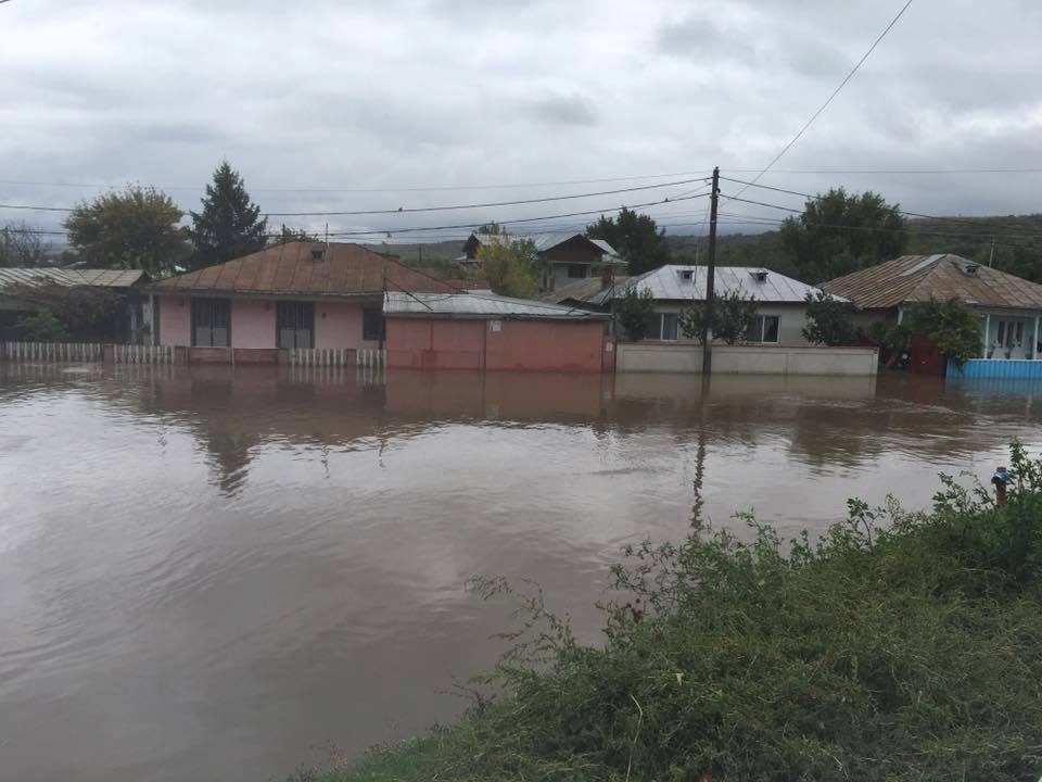 Hidrologii au emis cod galben de inundații în 2 județe : Europa FM