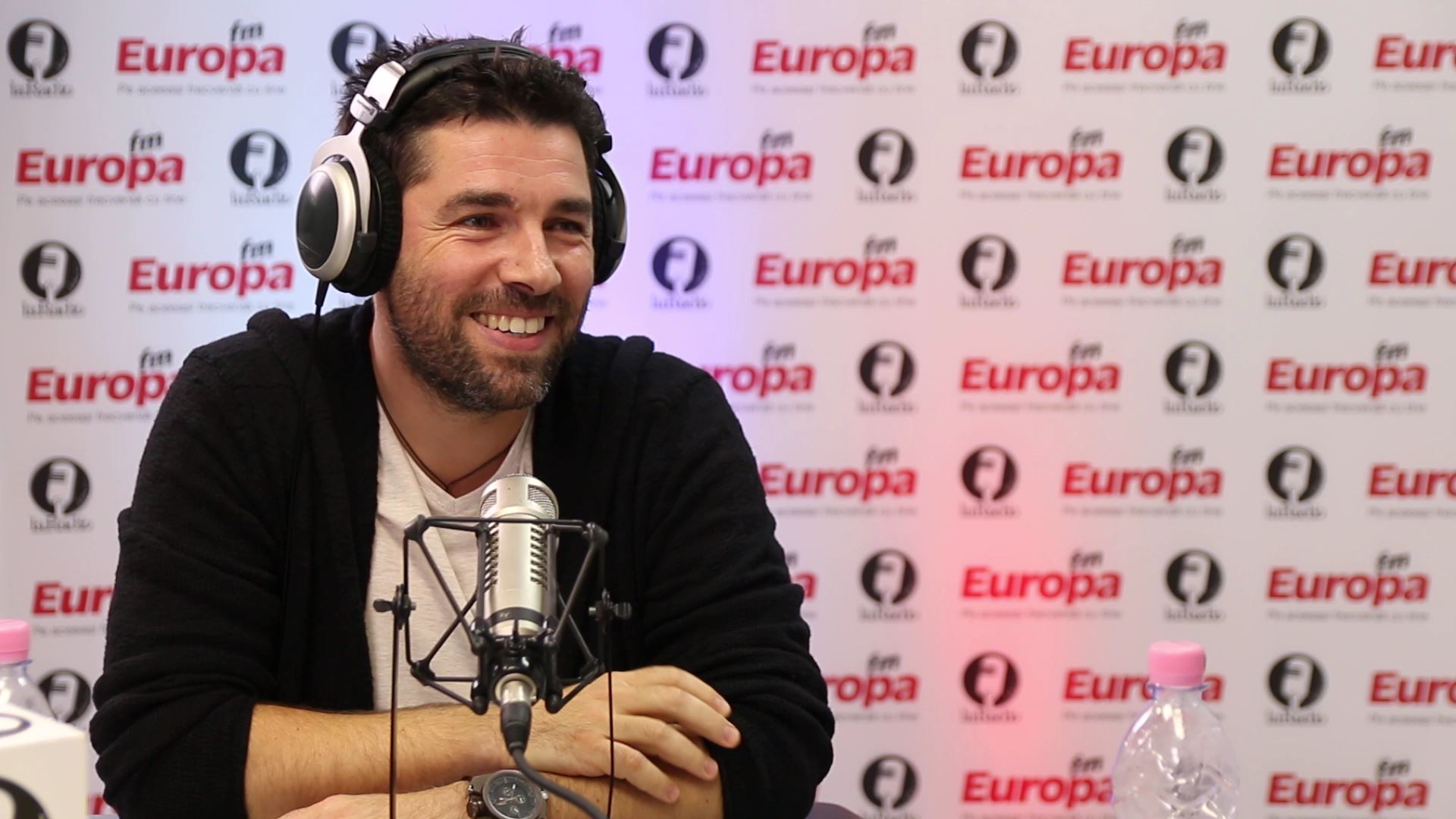 La Radio cu Andreea Esca şi jurnalistul Alex Dima – VIDEO : Europa FM