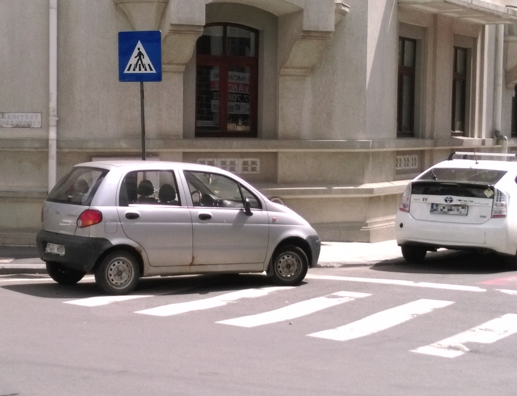 Mașinile parcate neregulamentar în București vor fi ridicate : Europa FM