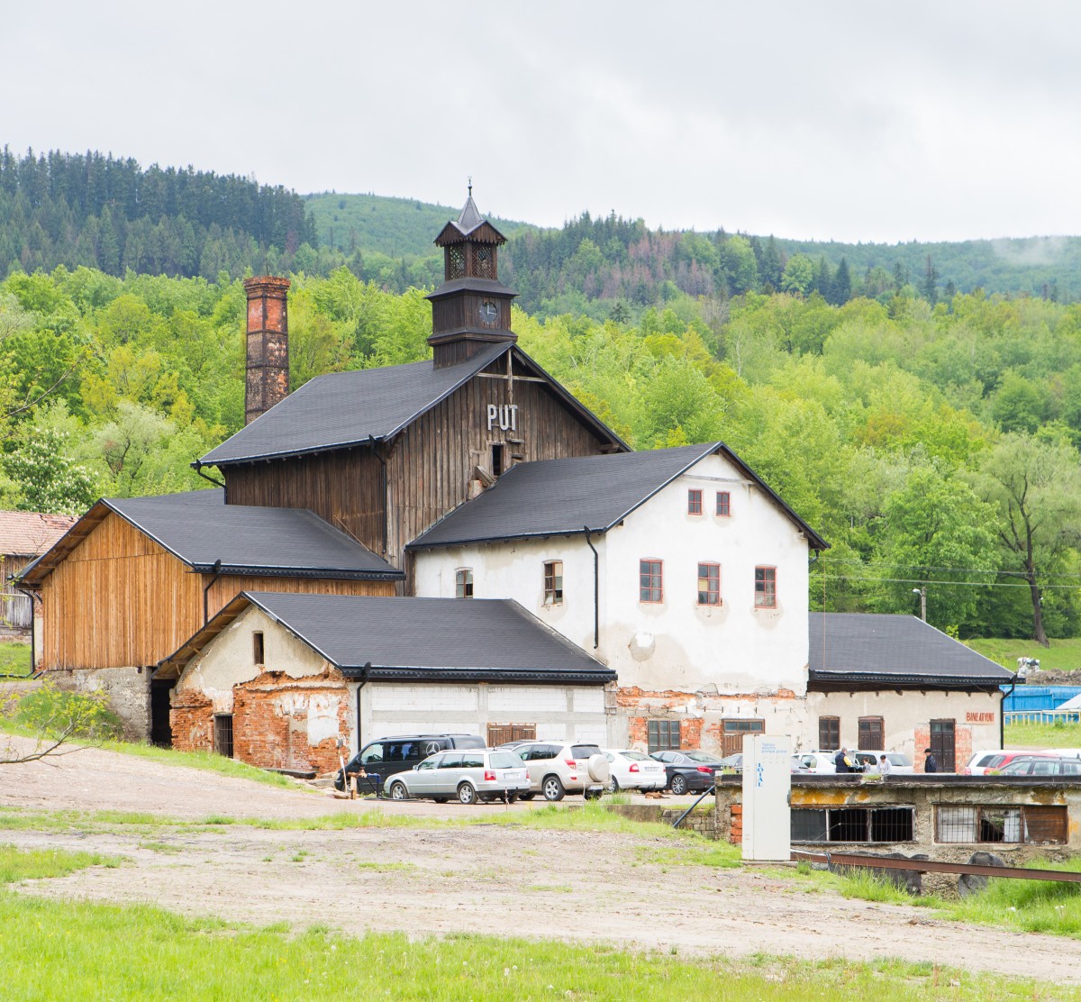 O zi la țară în Cacica, județul Suceava – GALERIE FOTO : Europa FM