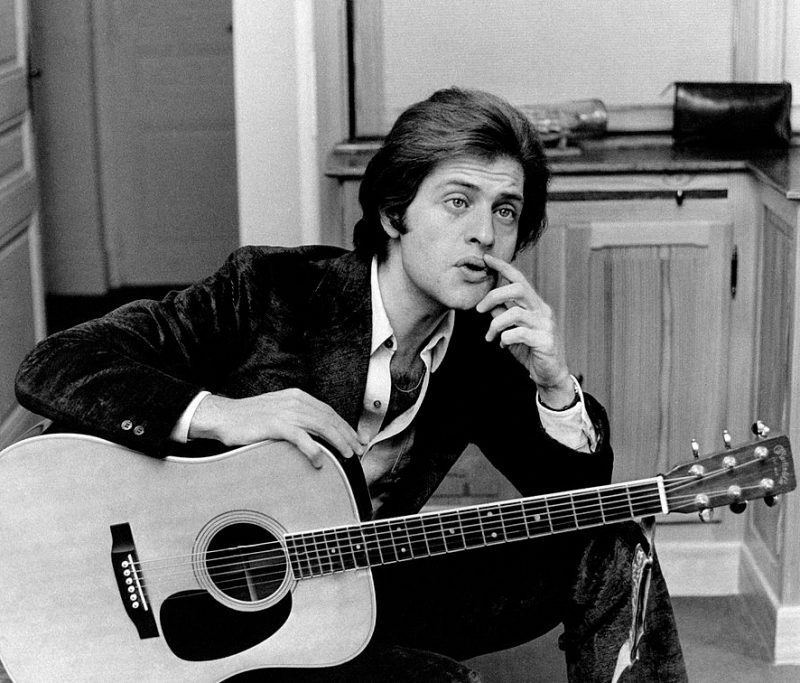 Joe Dassin – Les Champs Elysées : Europa FM