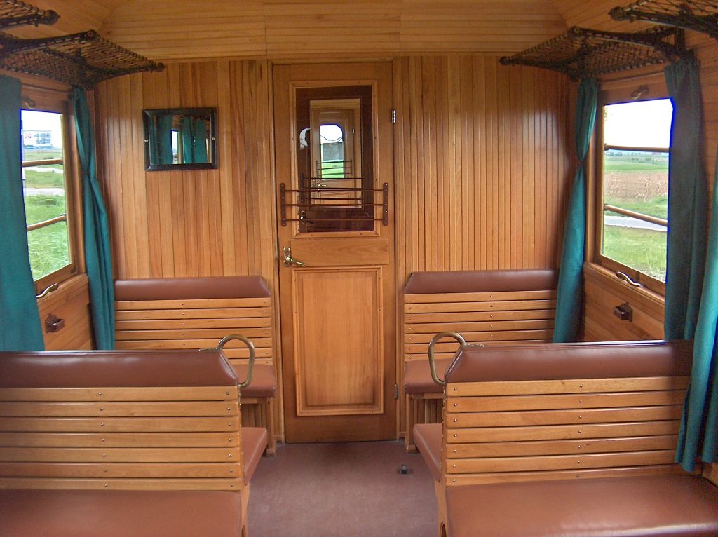 ARAD: Săgeata Verde, primul tren electric din România, va începe să ...