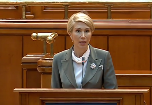 Raluca Turcan: “Doamna Dăncilă nu mai este premier. Doar ocupă abuziv ...