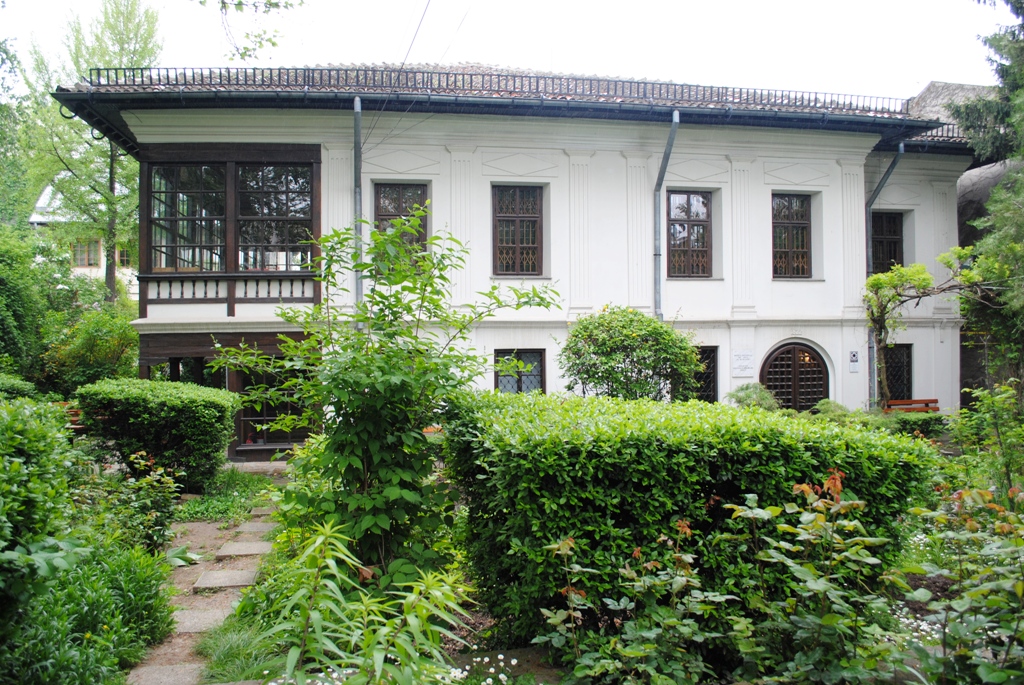 Casa Melik, cea mai veche casă din Bucureşti – GALERIE FOTO : Europa FM