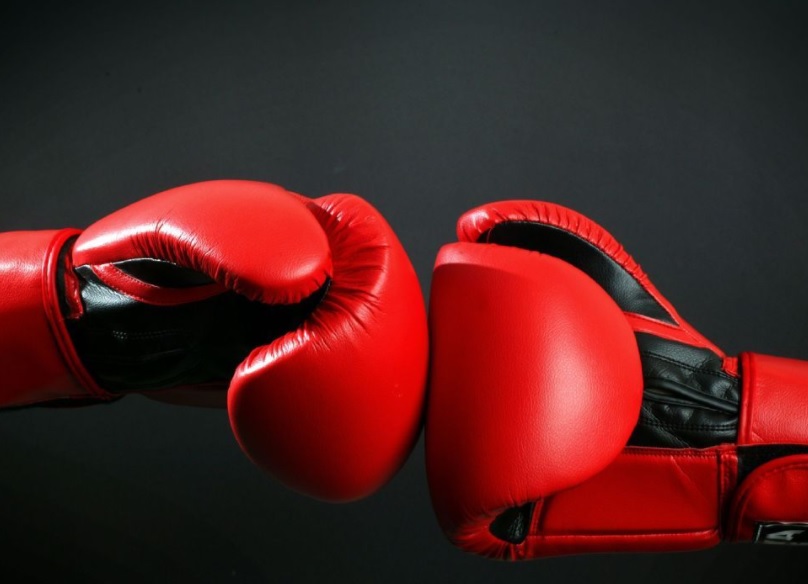 Patru boxeri români, depistaţi pozitiv : Europa FM