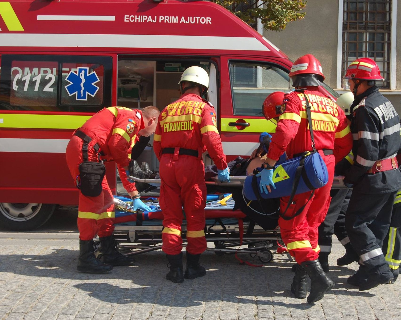 Peste 170.000 apeluri la numărul 112, în perioada Crăciunului : Europa FM