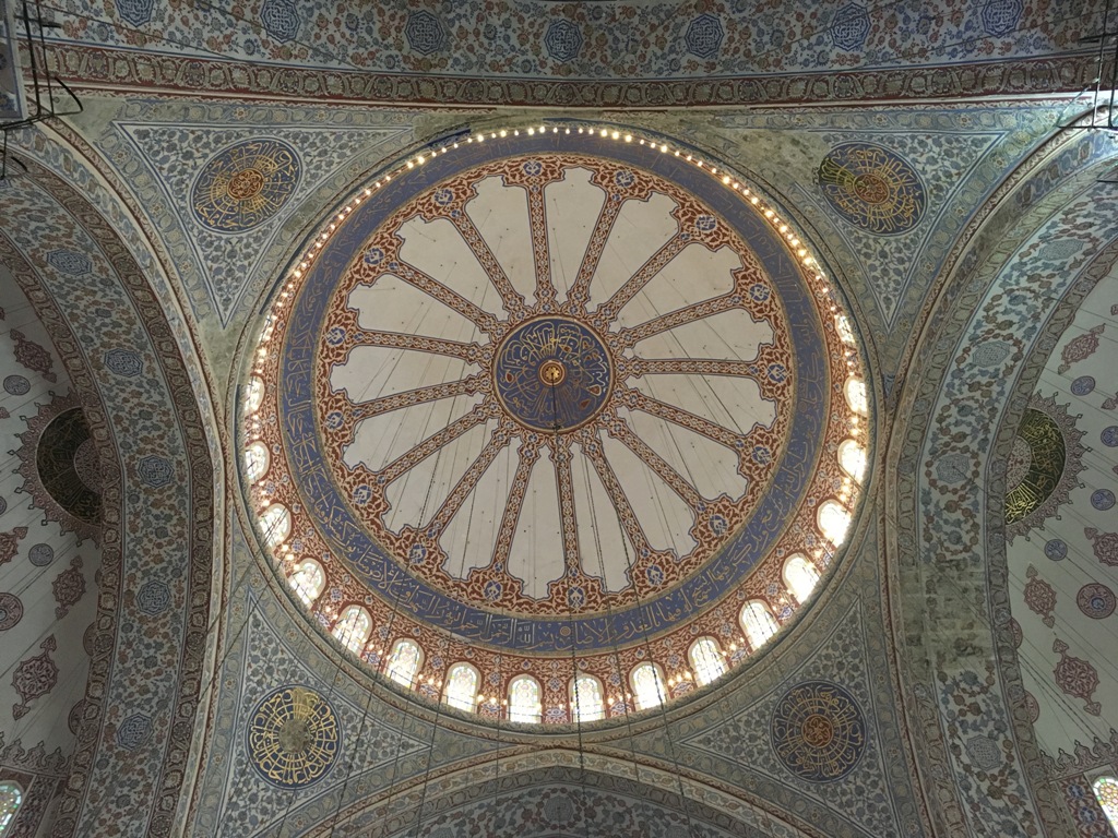 Moscheea Albastră: Legenda celor şase minarete – GALERIE FOTO : Europa FM