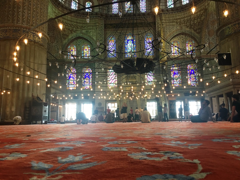 Moscheea Albastră: Legenda celor şase minarete – GALERIE FOTO : Europa FM