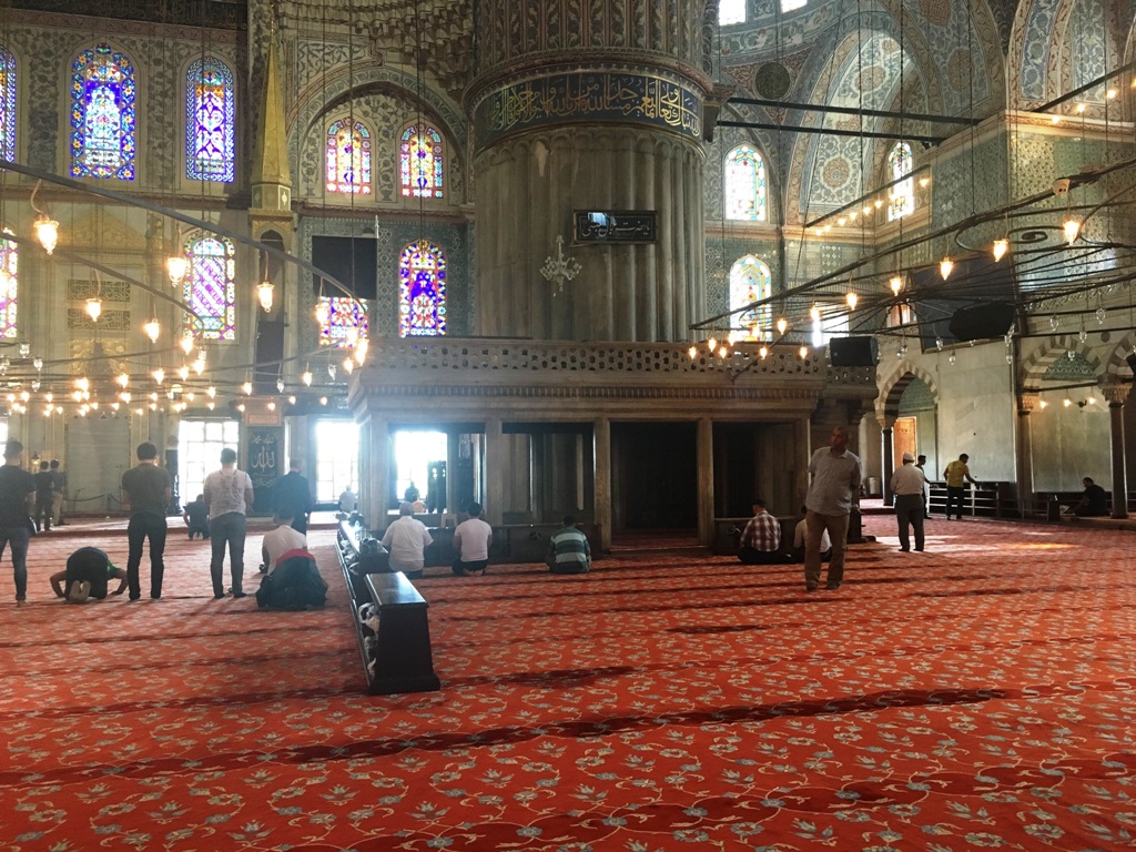 Moscheea Albastră: Legenda celor şase minarete – GALERIE FOTO : Europa FM