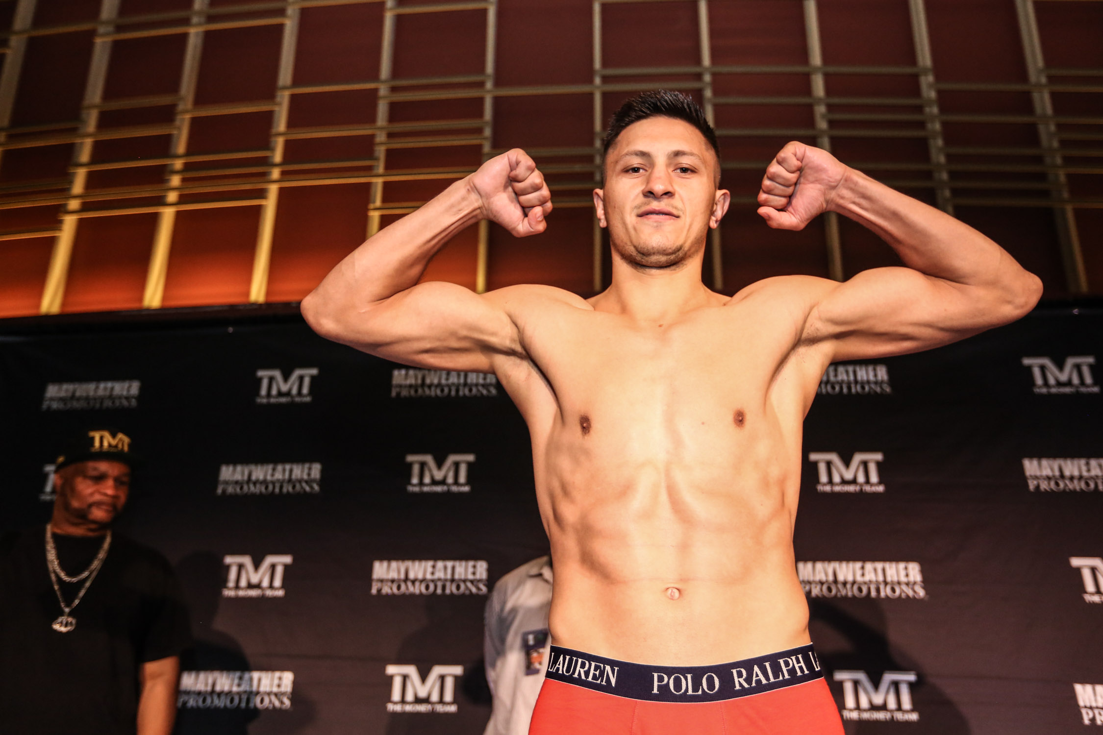 Ronald Gavril pierde titlul mondial WBC la supermijlocie : Europa FM