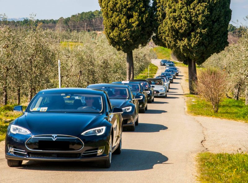 Tesla și-a deschis sucursala din România : Europa FM