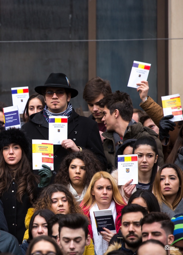Protestul mut al studenților de la Facultatea de Drept, împotriva ...