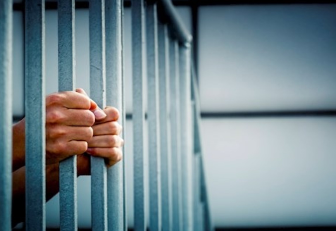 Pandemia împiedică transferului profesorului Marius Balo de la o ...