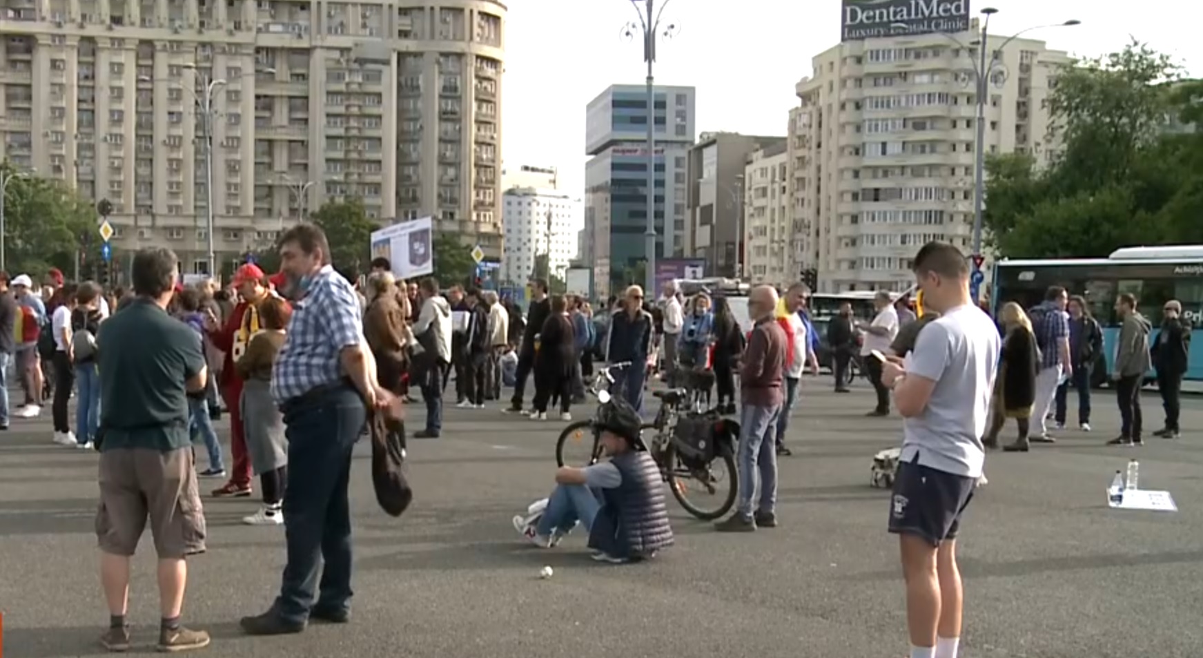 România în Direct, cu Cătălin Striblea: Petreceri, adunări și proteste ...