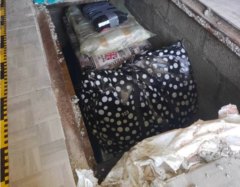 Opere ale lui Galileo, Isaac Newton sau Goya, descoperite de DIICOT în ...