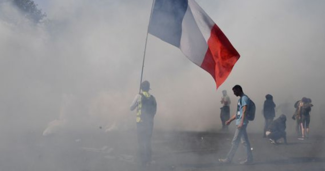 FRANȚA: Au reînceput protestele “Vestelor galbene” : Europa FM