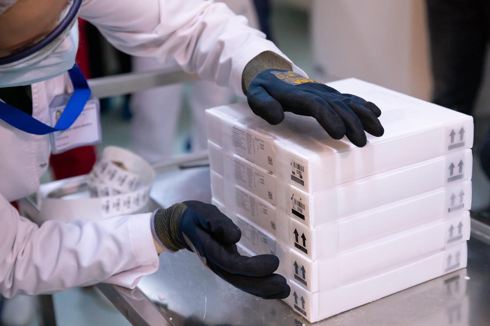 India a autorizat utilizarea, “pentru situaţii de urgenţă”, a două ...