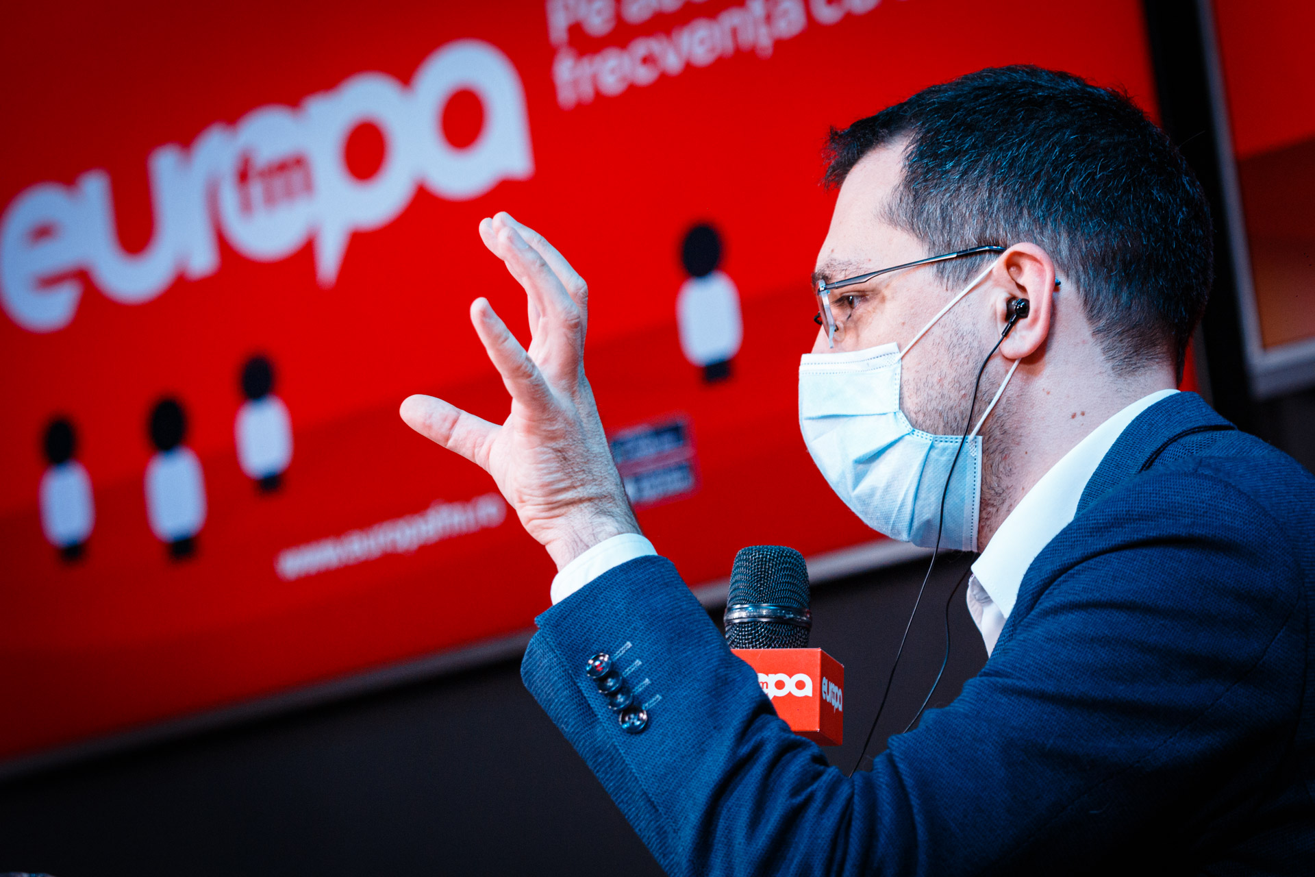 Vlad Voiculescu, în direct la Europa FM, despre spitalele cu raportări ...