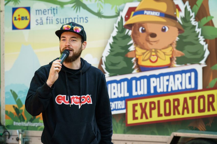 Pufarici vă așteaptă în lumea dinozaurilor, de acum și până în toamnă ...