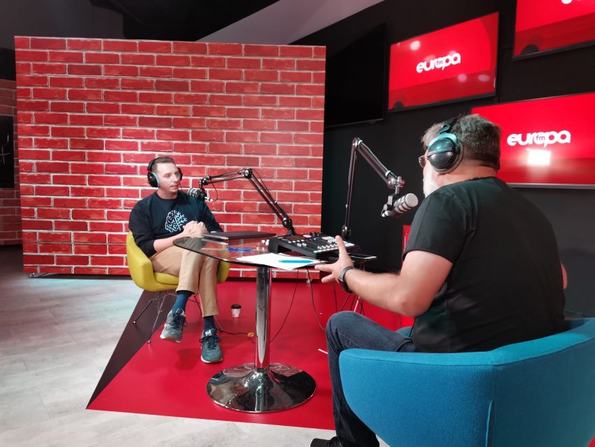 Mind Architect: Criticați comportamentul copilului, nu pe el | VIDEO ...