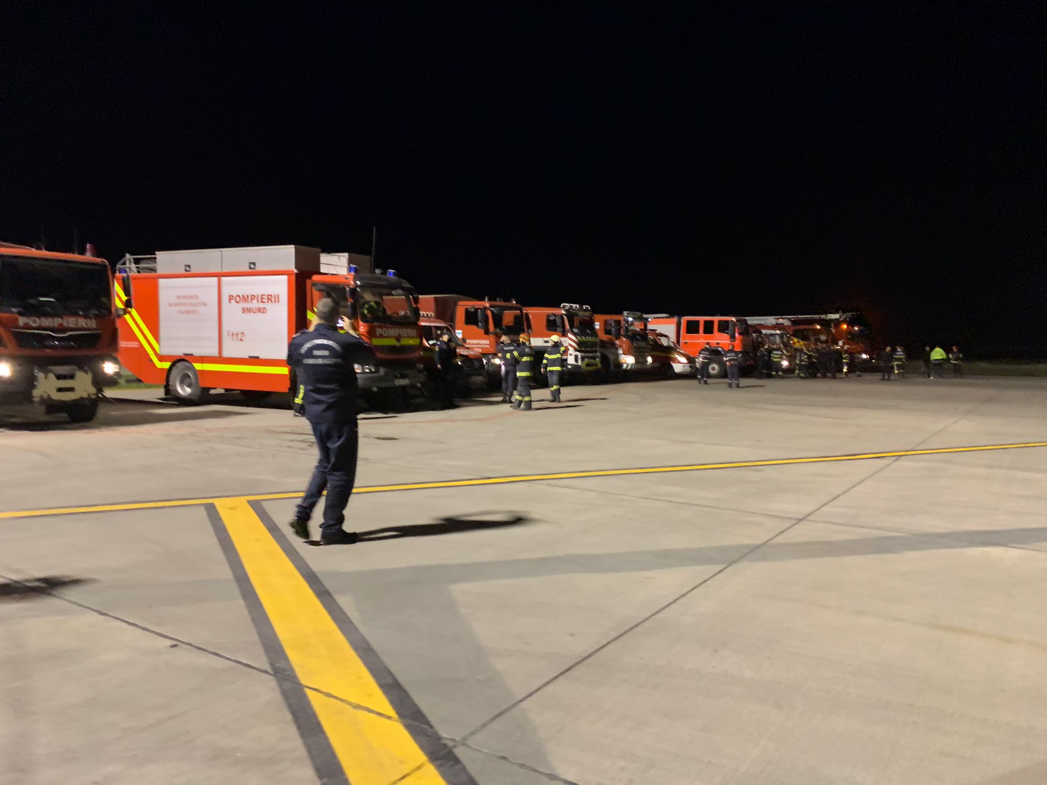 Iași: Plan roșu de intervenție la aterizarea unui avion care sosea de ... Iași: Plan roșu de intervenție la aterizarea unui avion care sosea de ...