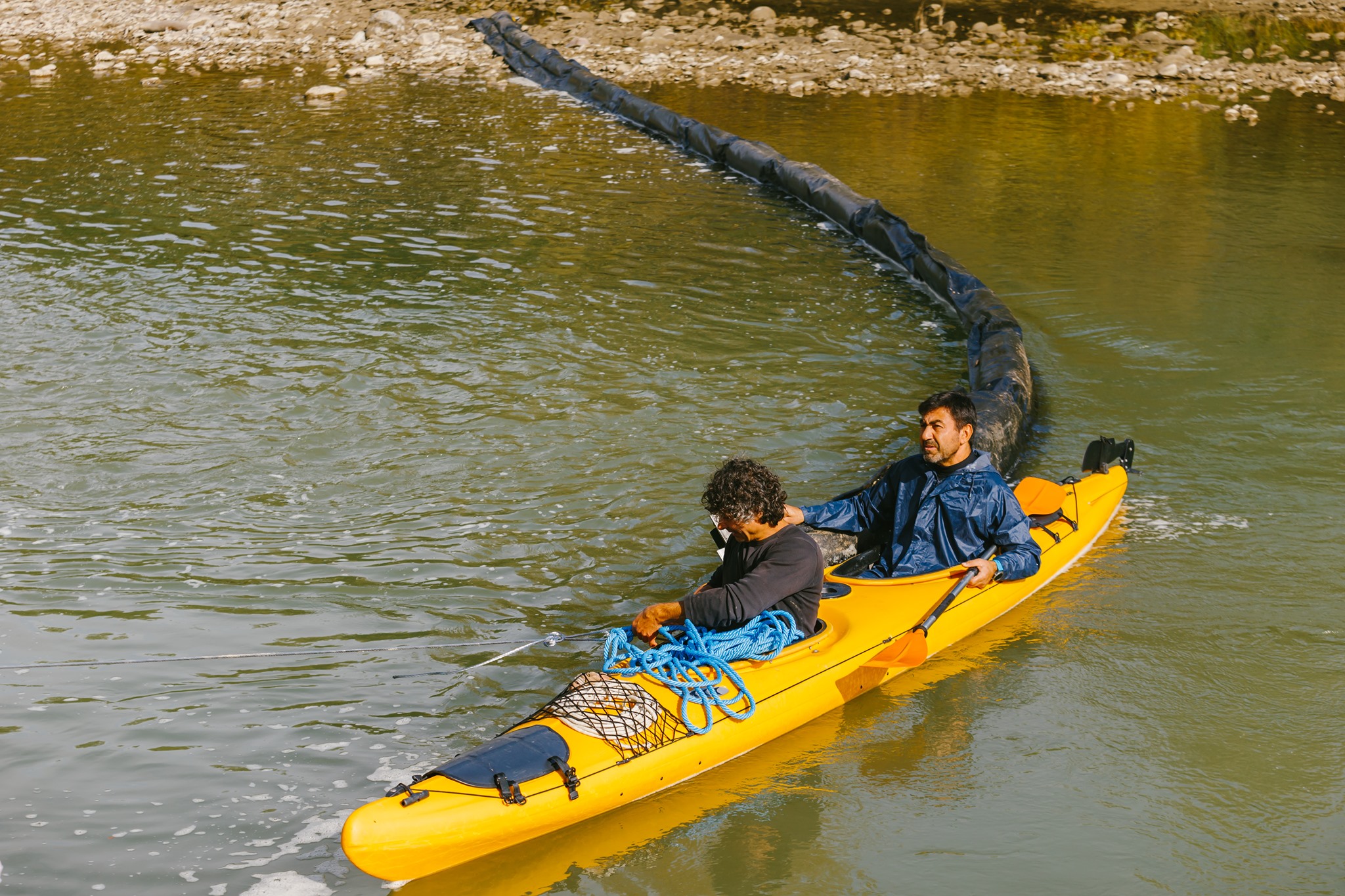 MaiMultVerde a instalat o nouă barieră plutitoare la Pătârlagele, pe ...