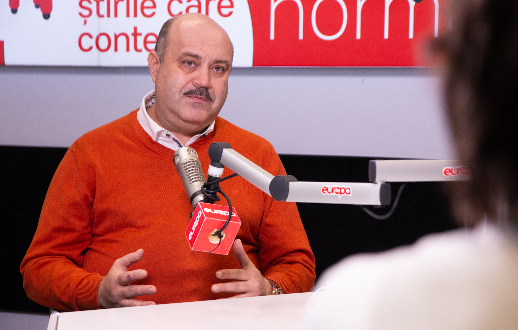 Piața Victoriei, cu Adriana Nedelea. Invitat: Doru Dima, expert în ...