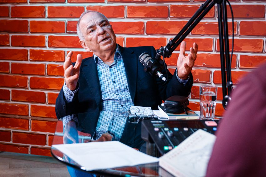 Piața Victoriei, cu Adriana Nedelea: Invitat este Gabriel Liiceanu ...