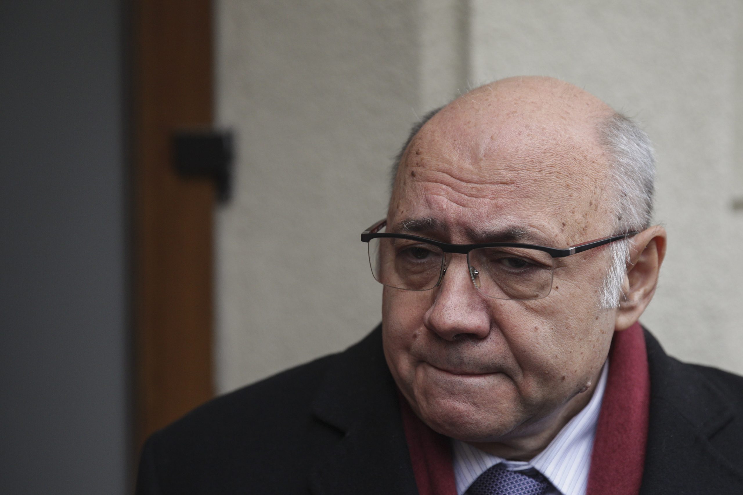 DNA: Chirurgul Irinel Popescu, trimis în judecată pentru mită de 100. ...