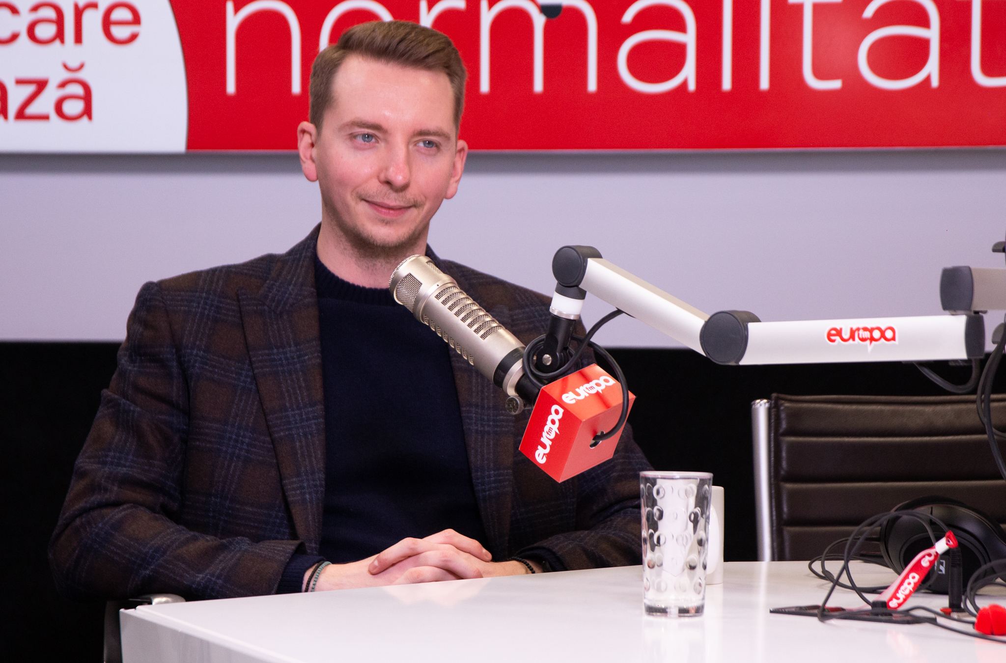 Mind Architect powered by Europa FM pune la încercare proverbe și ...