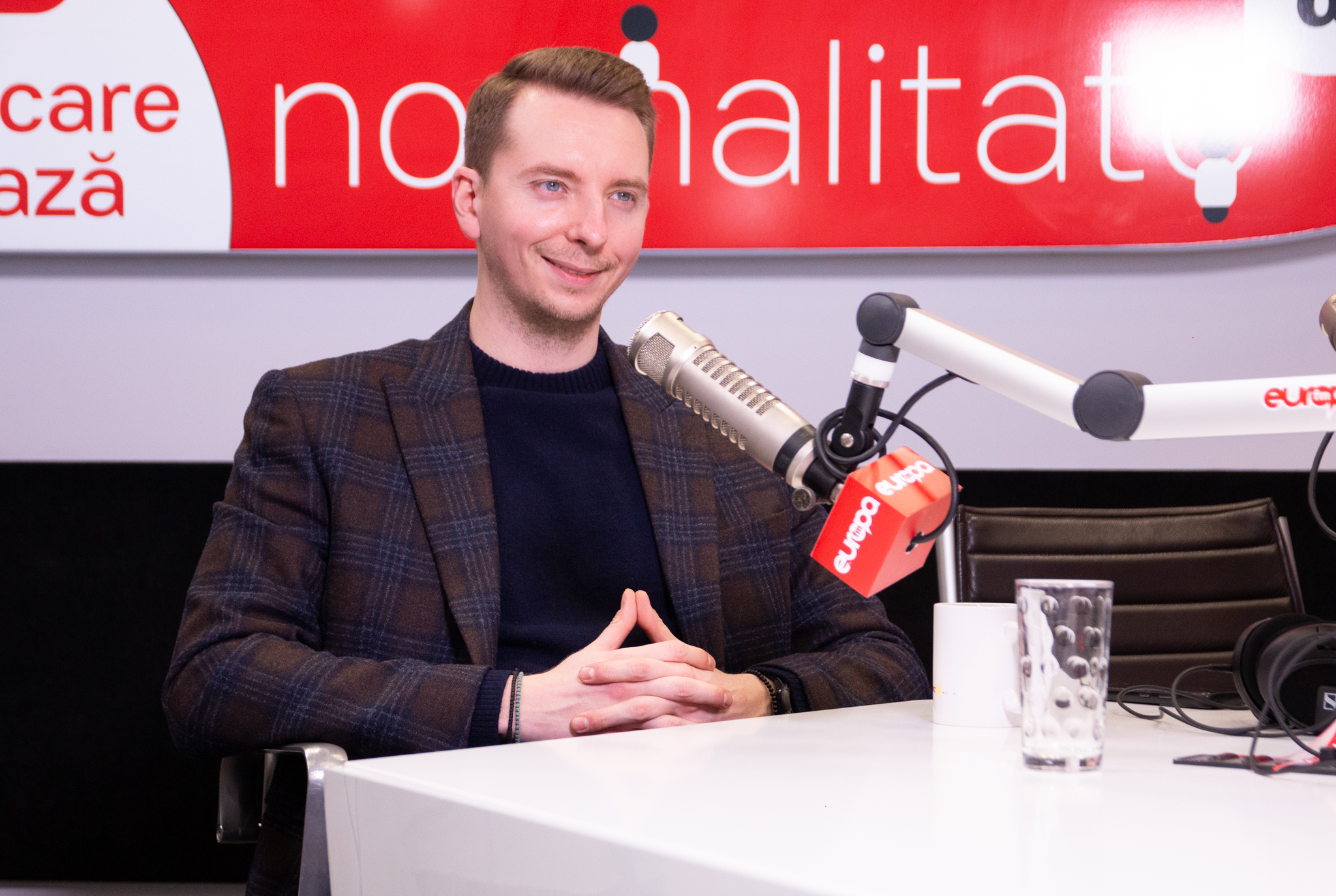 Mind Architect powered by Europa FM pune la încercare proverbe și ...