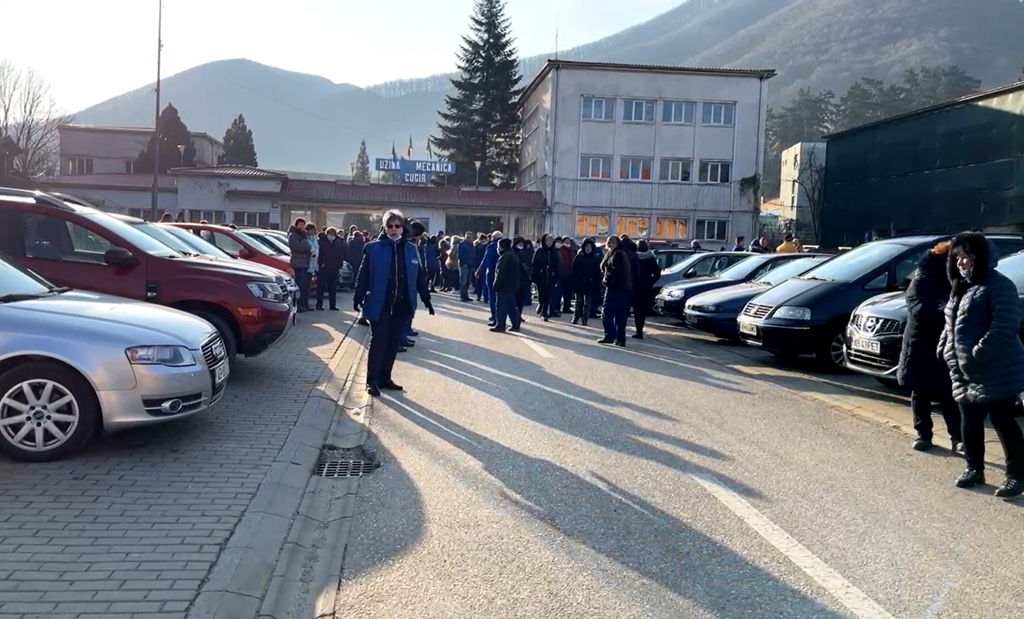Al doilea protest la fabrica de armament din Cugir, după ce ...