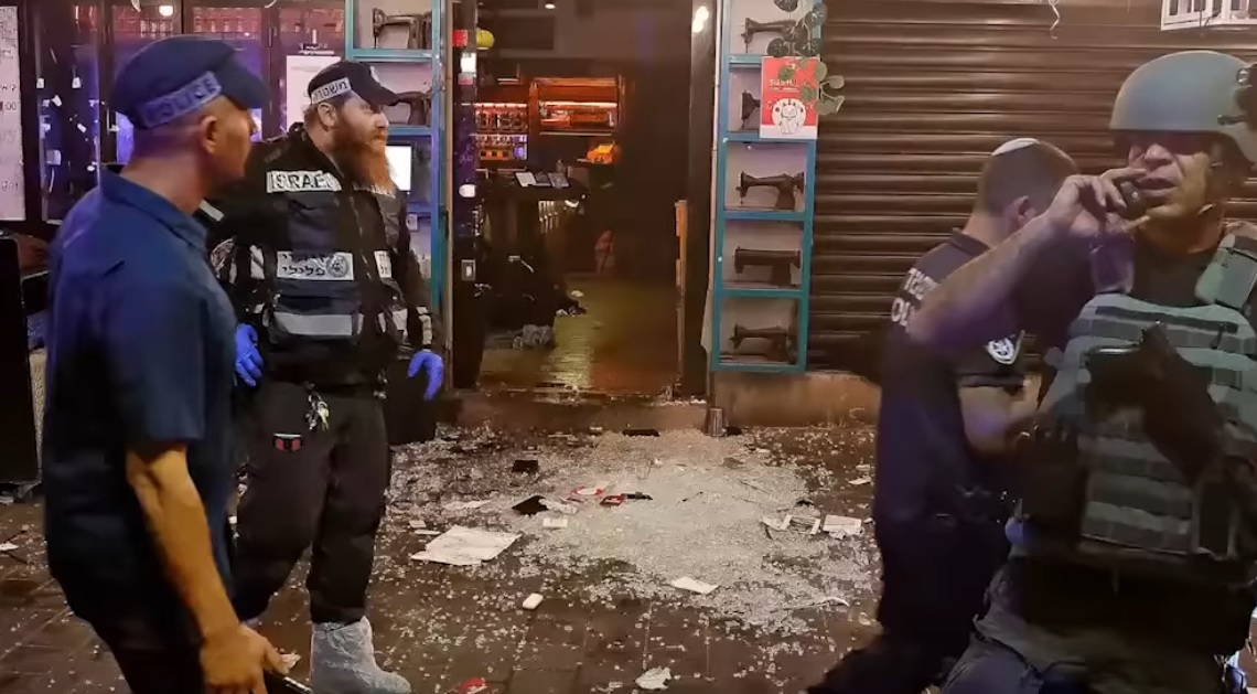 Nou atac armat sângeros în Israel. Agresorul, prins și lichidat | VIDEO ... Nou atac armat sângeros în Israel. Agresorul, prins și lichidat | VIDEO ...