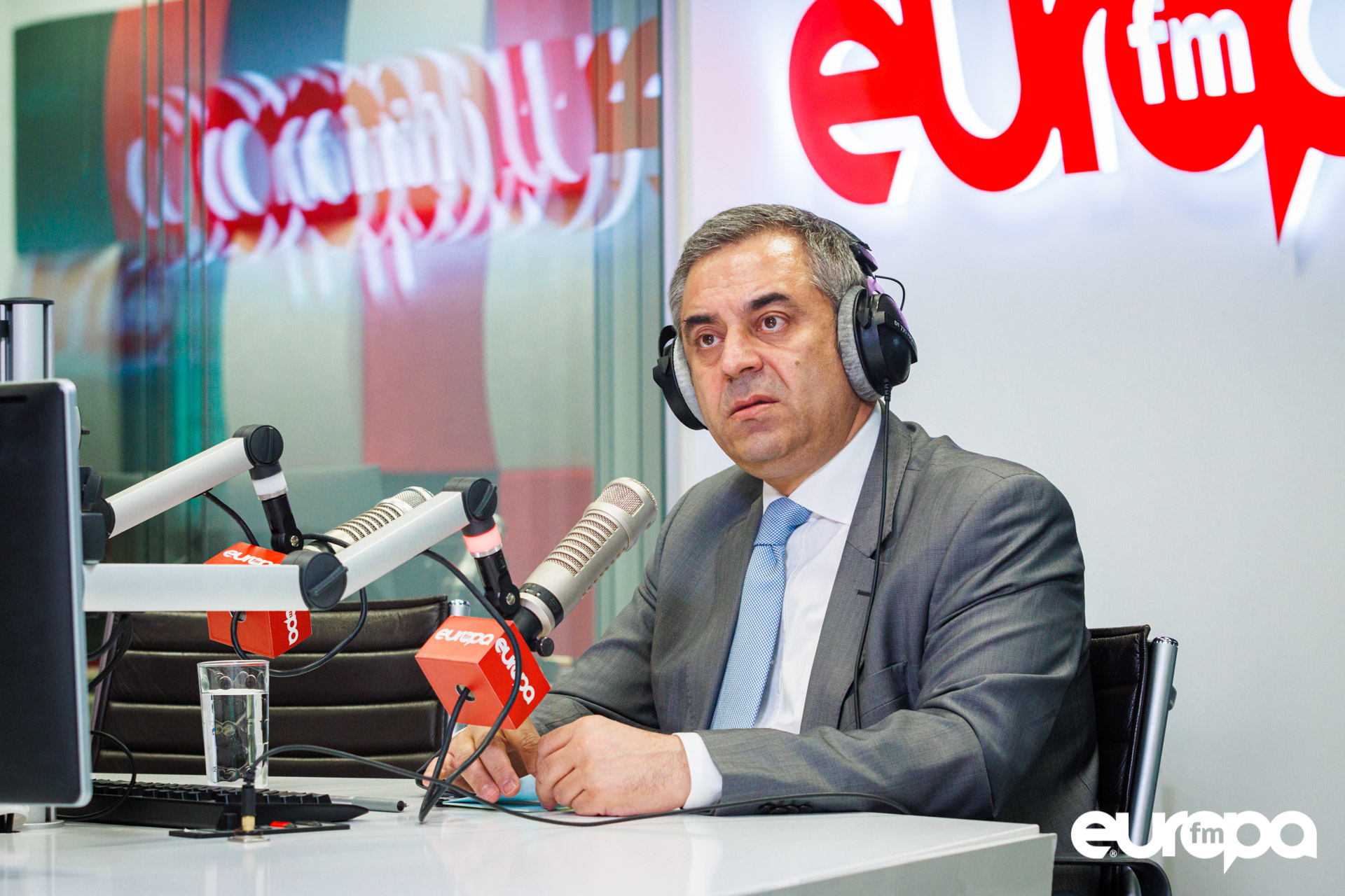 Claudiu Degeratu, analist politic: „E greu de prognozat dacă prețul ...