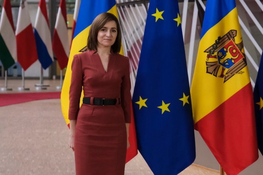 Maia Sandu împlinește 50 de ani. Cine este președinta Republicii Moldova Maia Sandu împlinește 50 de ani. Cine este președinta Republicii Moldova