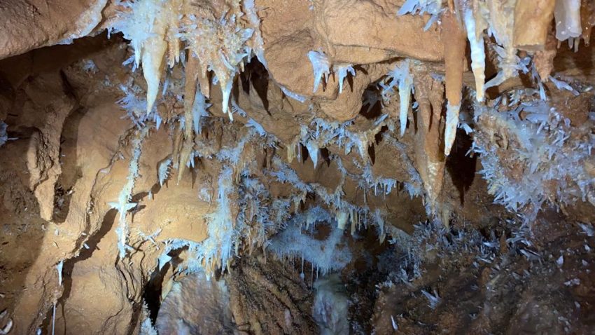 Peștera cu Cristale din Mina Farcu, unică în Europa | GALERIE FOTO : Europa FM