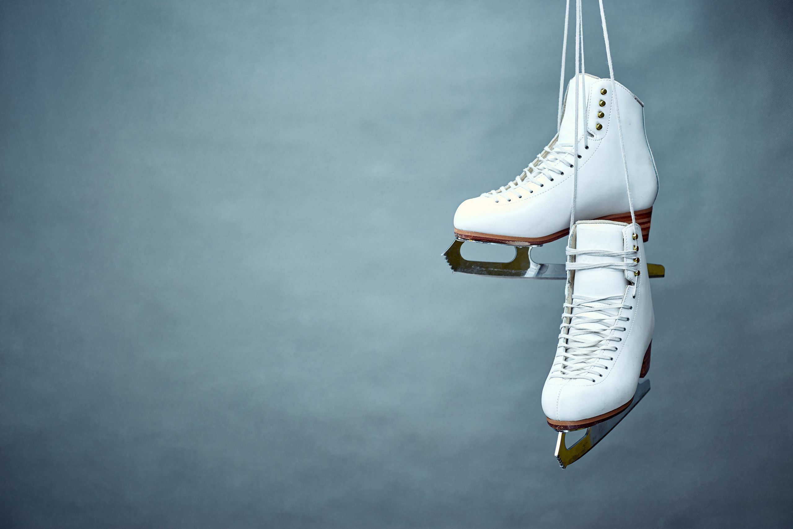 Vârsta minimă la patinaj artistic va creşte de la 15 ani la 17 ani ...