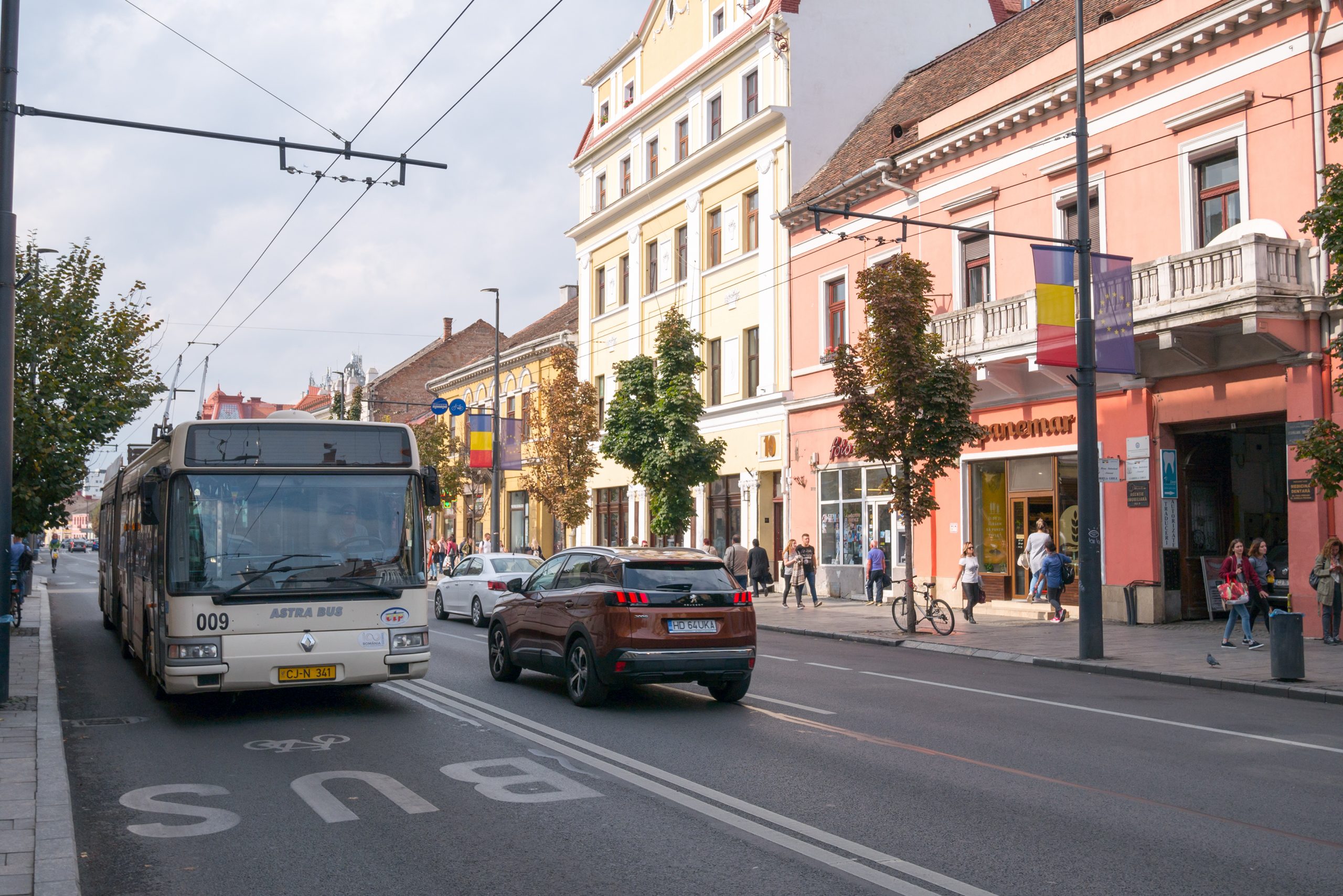 Deșteptarea: Un apartament de două camere din Cluj Napoca se vinde cu ...