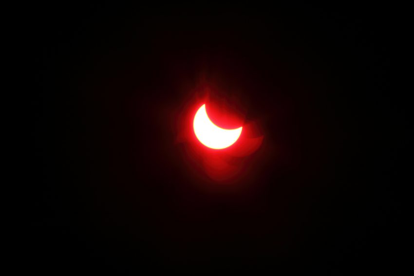 Eclipsa parțială de Soare. Zonele în care fenomenul s-a văzut cel mai ...