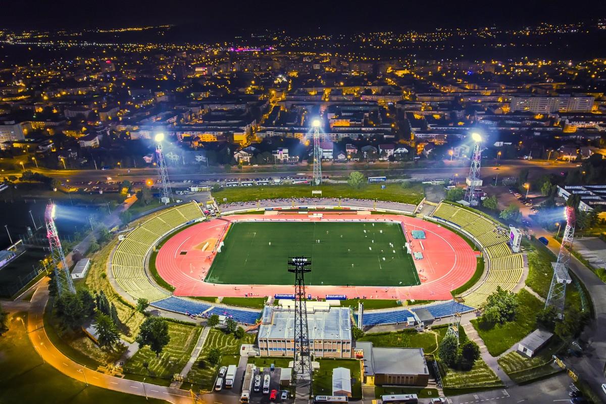 Noul stadion „Nicolae Dobrin” din Piteşti, în valoare de peste 490 de ...